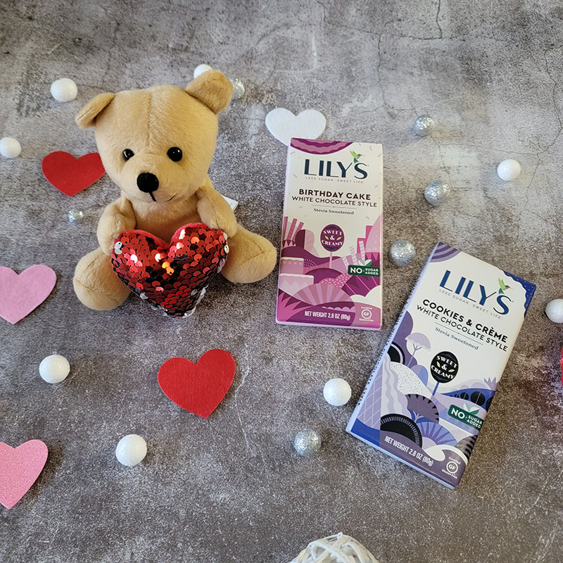 Send Lilys Chocolates with Teddy Valentine Gift Pack Online - VL23 ...