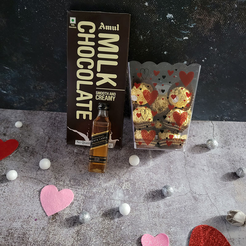 Send Amul Chocolate with Ferrero Rocher in Bucket Valentine Gift Combo ...