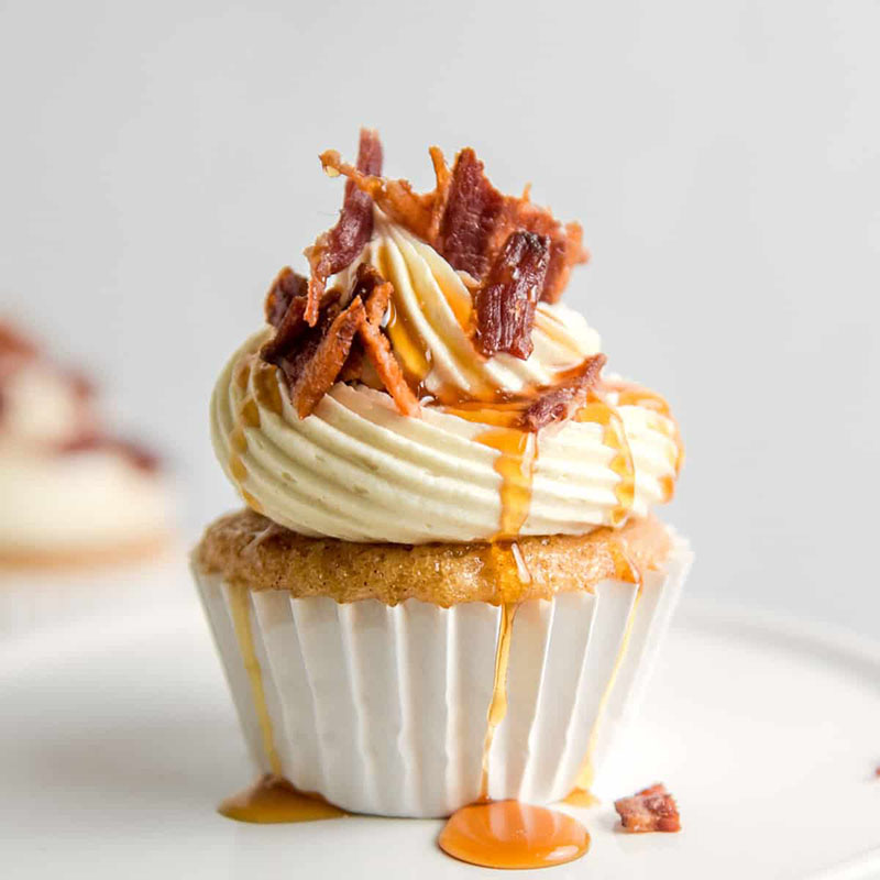 Send Delectable Butterscotch Cupcake Online - GAL22-109738 | Giftalove