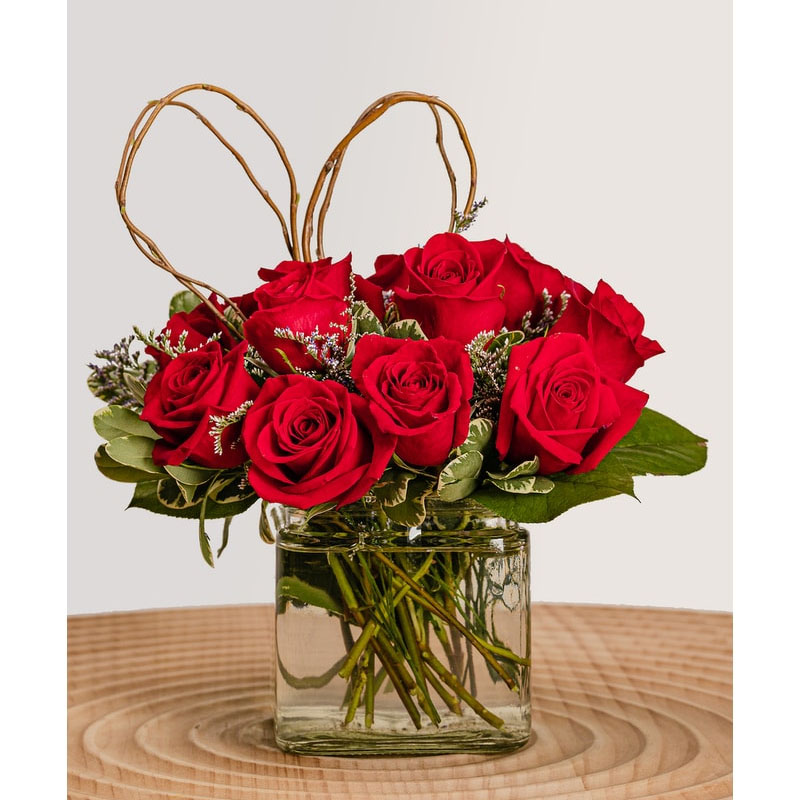 Send Ravishing Red Roses in Glass Vase for Rose Day Online - VL23 ...