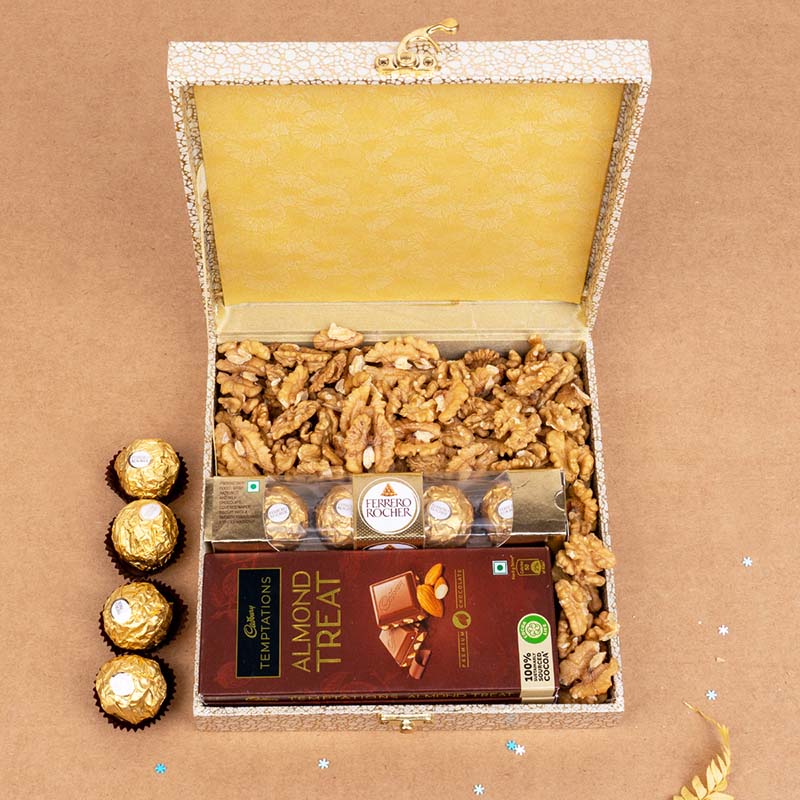 Send Walnuts with Ferrero Rocher Gift Hamper Online - GAL23-111047 ...
