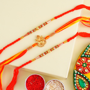 Fancy Rakhi - Buy Fancy Rakhi Online - Giftalove
